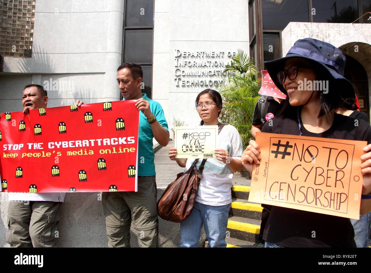 Computer emergency response team hi-res stock photography and images ...