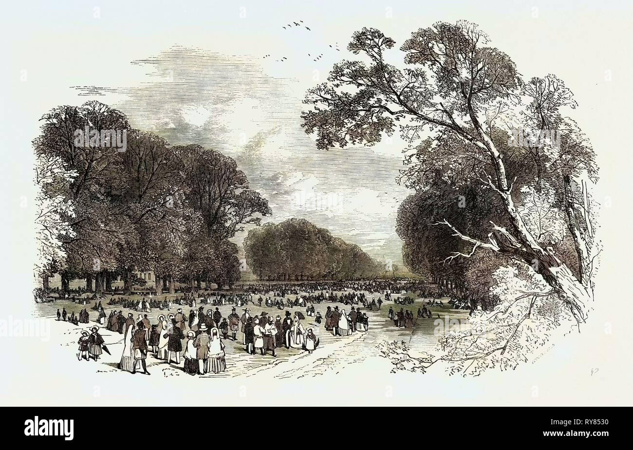 Kensington Gardens, the Broad Walk Stock Photo - Alamy