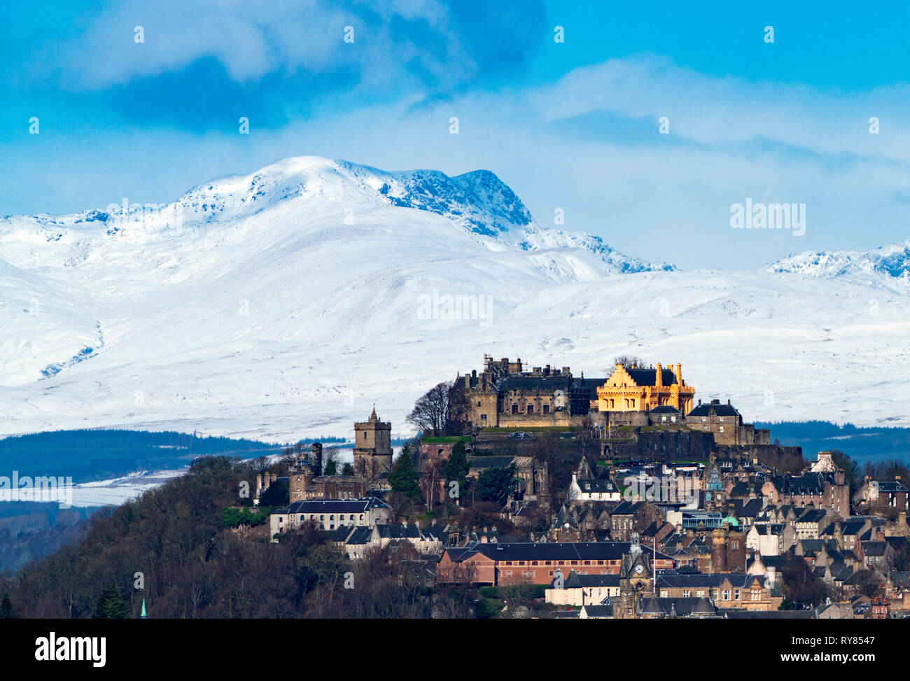 Stirling castle snow hi-res stock photography and images - Alamy