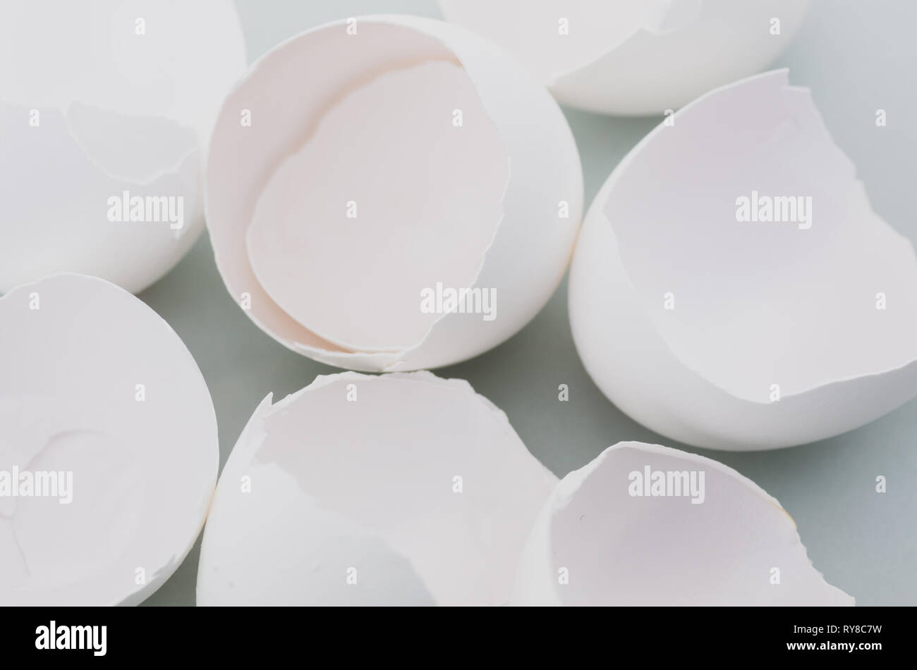 white empty broken egg shells Stock Photo - Alamy