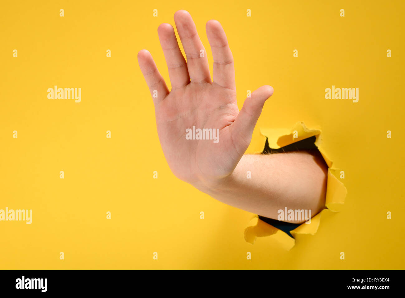 Stop hand hi-res stock photography and images - Alamy
