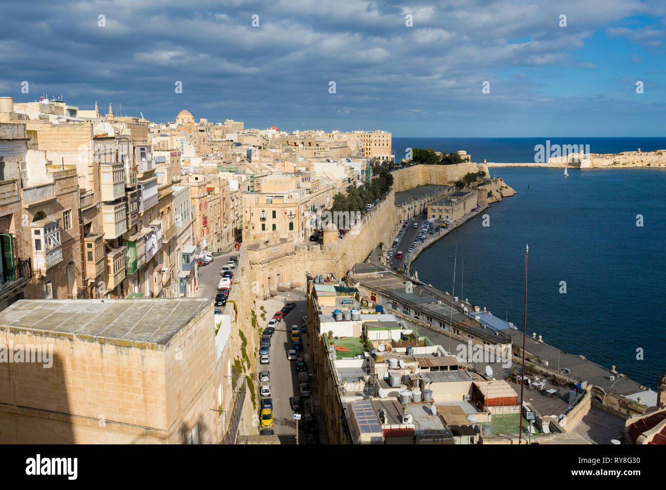Beautiful sandstone architecture cistyscape of La Valetta capital city ...
