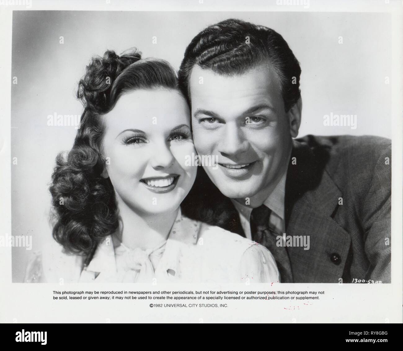 Frank ryan deanna durbin hi-res stock photography and images - Alamy