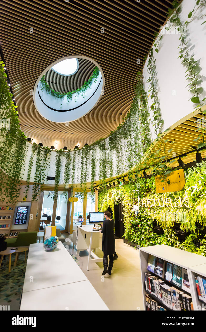 Green living architecture hi-res stock photography and images - Alamy