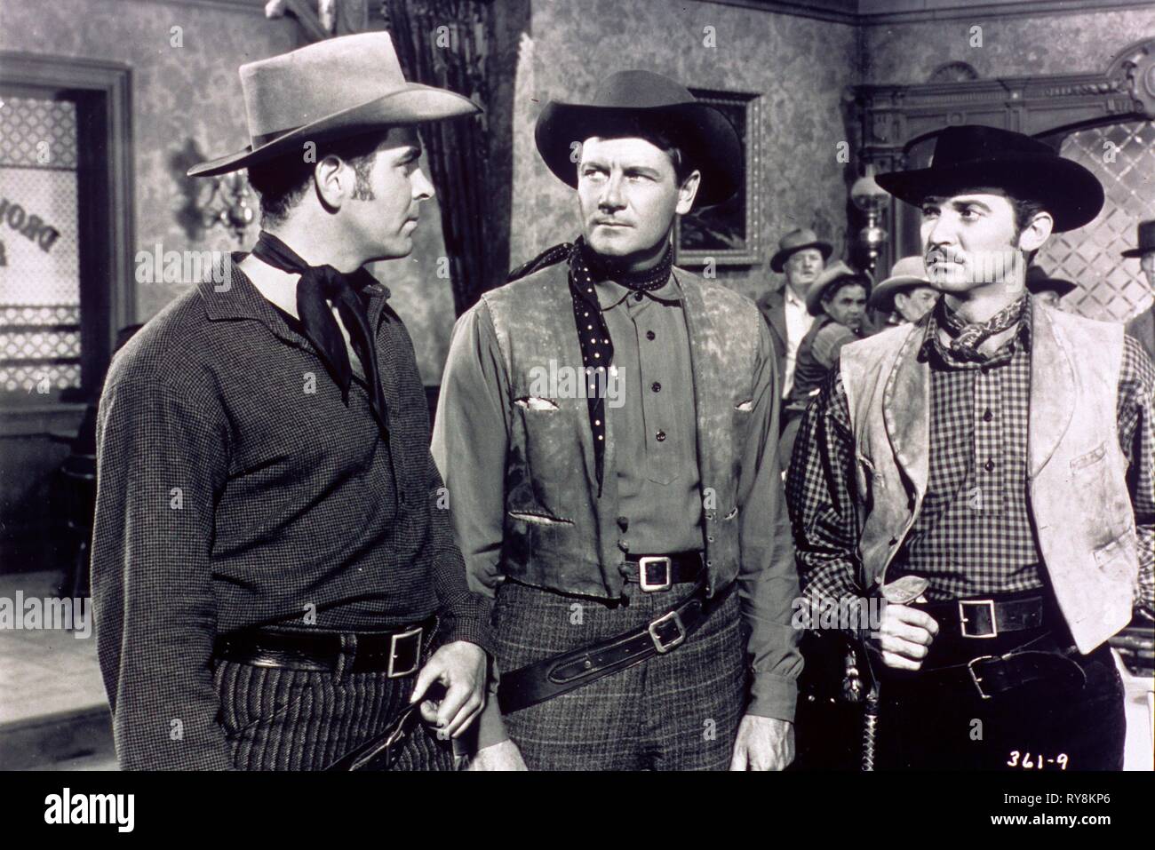 SOUTH OF ST LOUIS (1949) DOUGLAS KENNEDY JOEL MCCREA ZACHARY SCOTT RAY ... SOUTH OF ST LOUIS (1949) DOUGLAS KENNEDY JOEL MCCREA ZACHARY SCOTT RAY ...