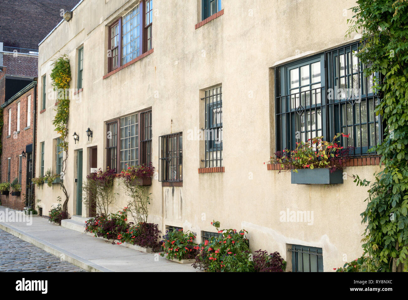 Washington Mews in Greenwich Village, NYC Stock Photo - Alamy