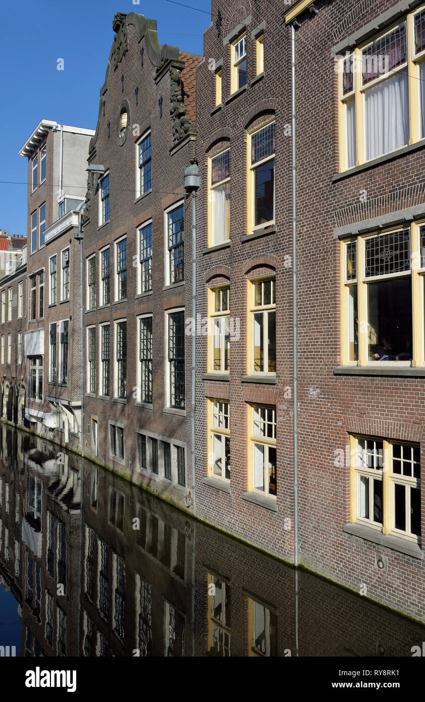 Historic canalside buildings, Delft, Netherlands Stock Photo - Alamy