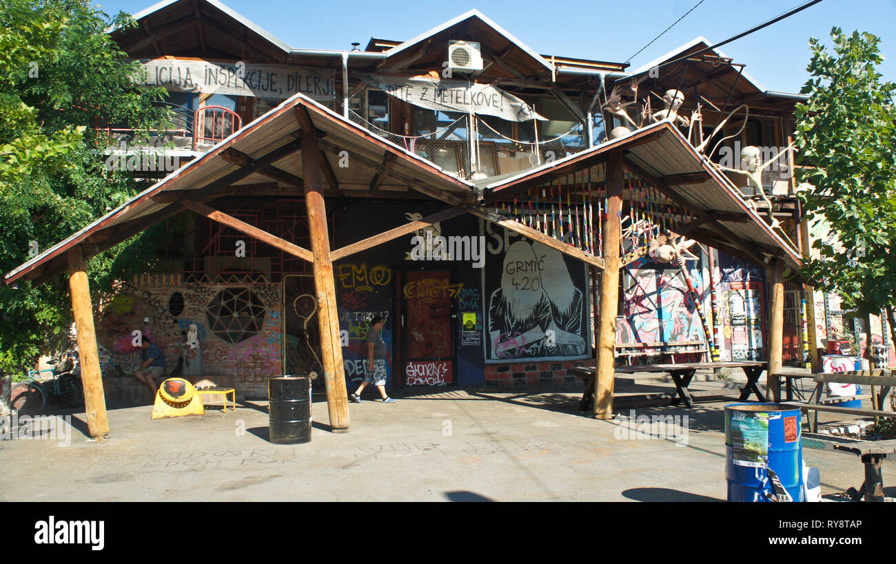 Narcotics building hi-res stock photography and images - Alamy