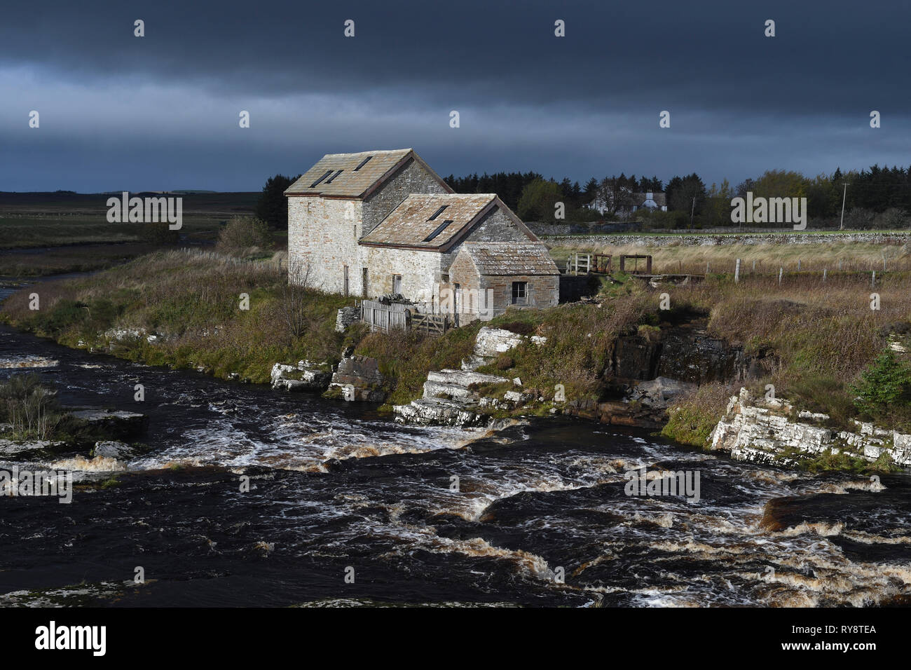 Thurso river hi-res stock photography and images - Alamy