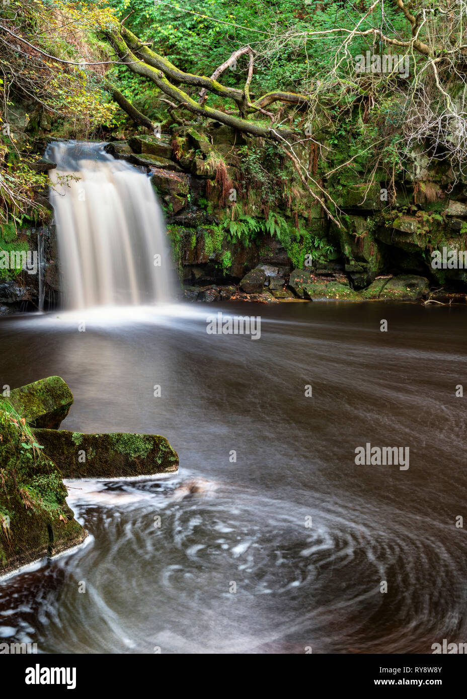 Thomason foss waterfall hi-res stock photography and images - Alamy