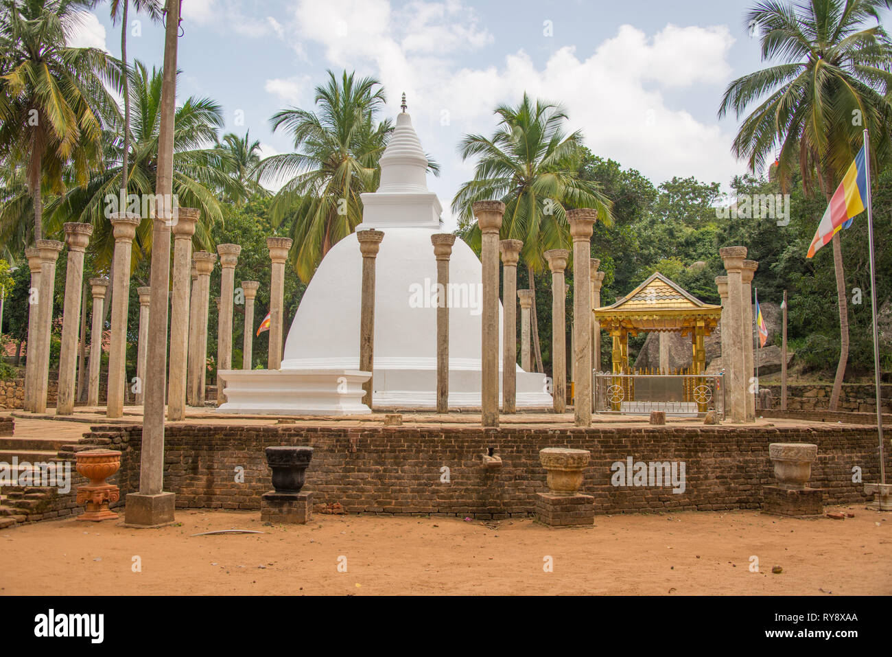 Dagaba hi-res stock photography and images - Alamy