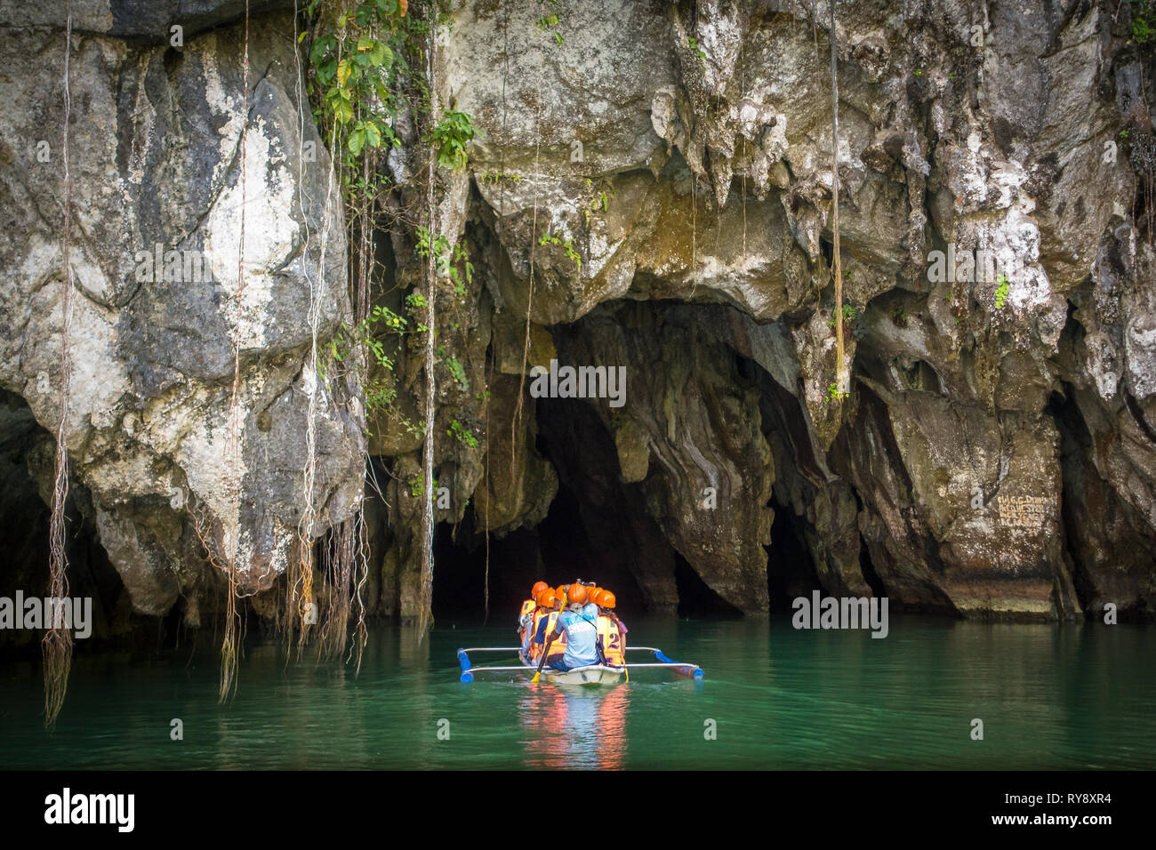 Tour Boat Entering Underground River Cave Tour - Puerto-Princesa ...