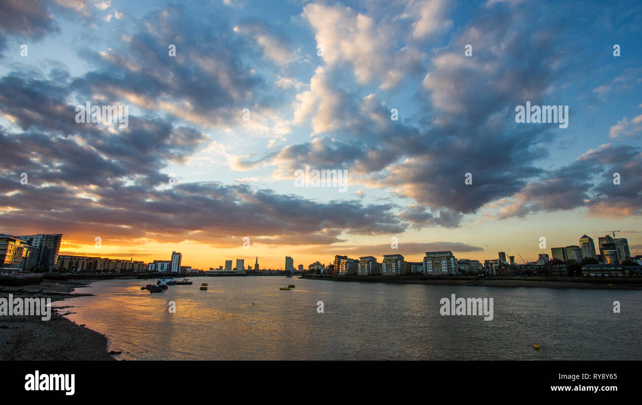 Greenwich london shard hi-res stock photography and images - Alamy