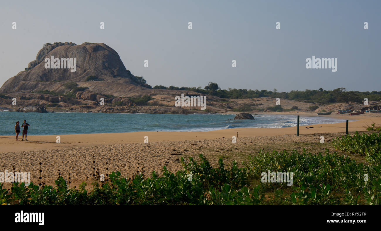 Yala national park beach hi-res stock photography and images - Alamy