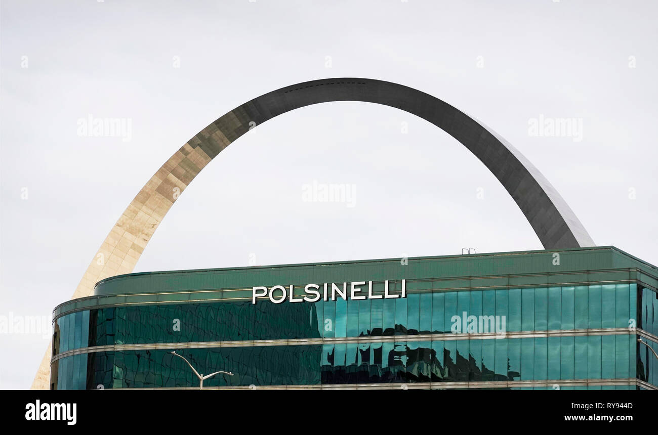 Polsinelli building hi-res stock photography and images - Alamy