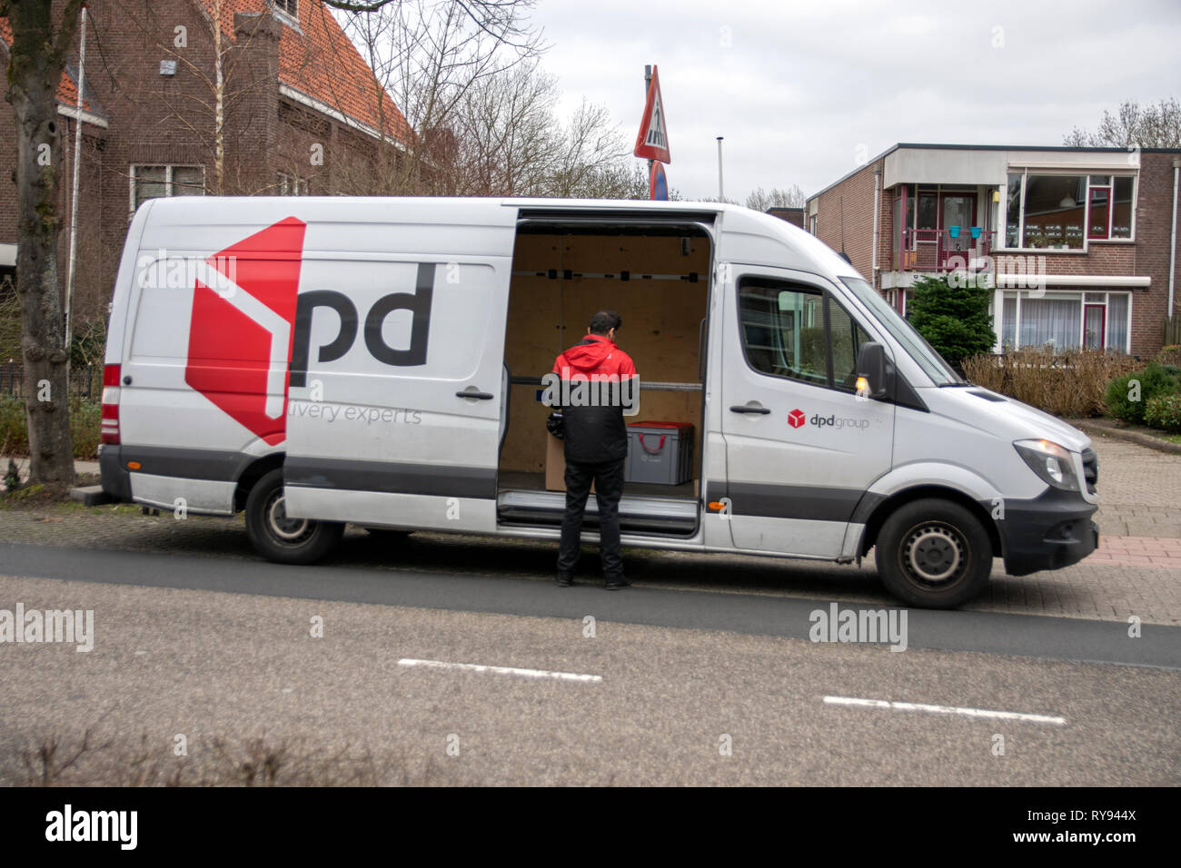 Dpd High Resolution Stock Photography and Images - Alamy