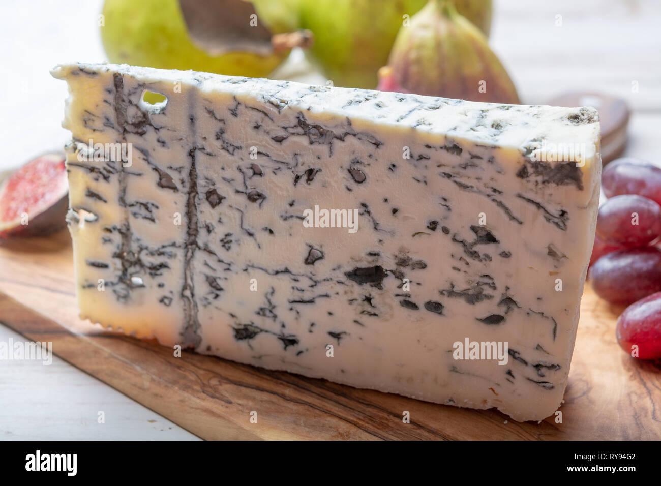 Gorgonzola picant Italian blue cheese, made from unskimmed cow's milk ...