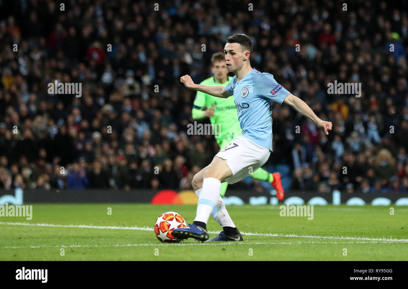 Manchester City's Phil Foden scores his side's sixth goal of the game ...