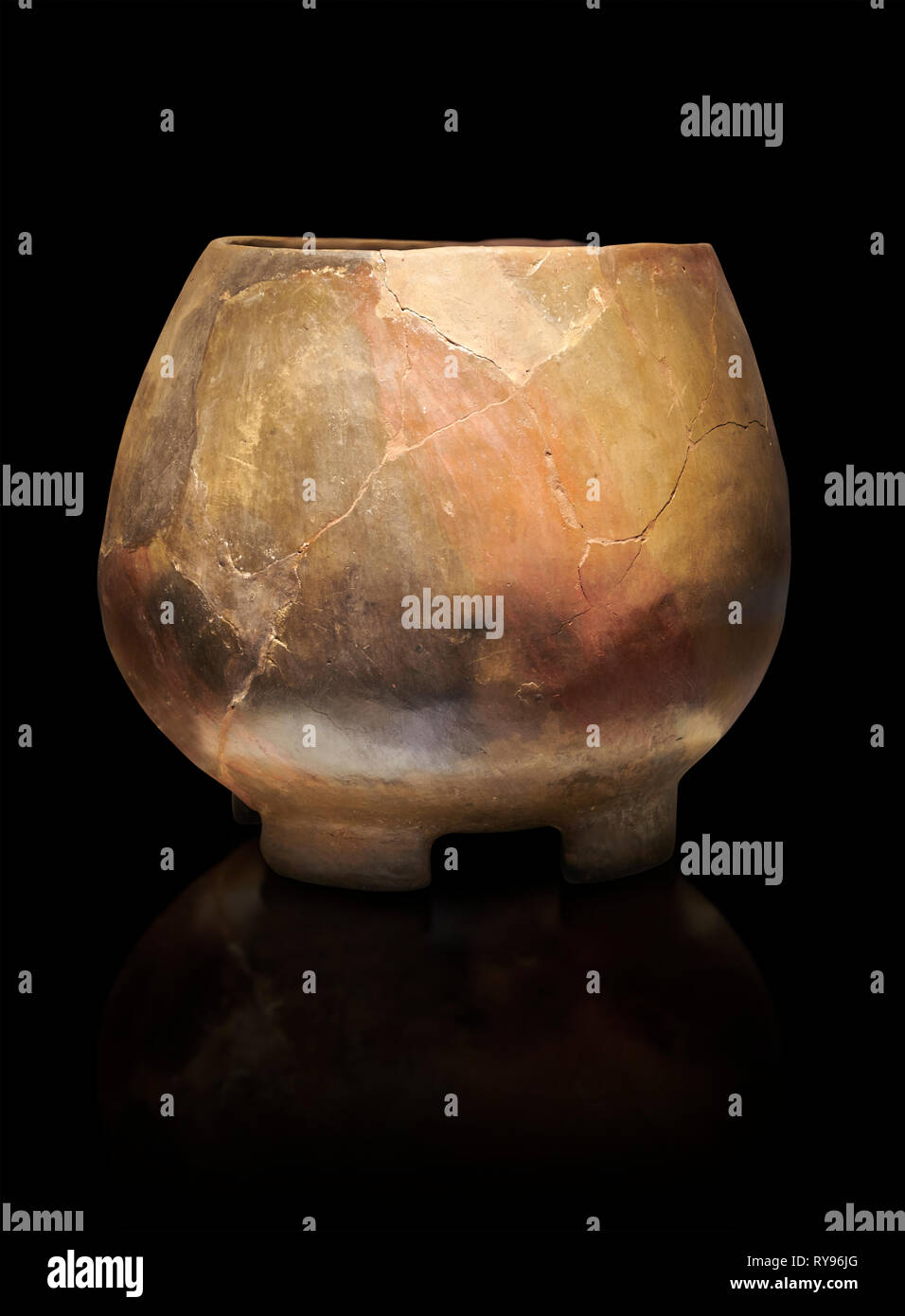 Neolithic terracotta cook pot. 6000 BC. Catalhoyuk Collections. Museum ...