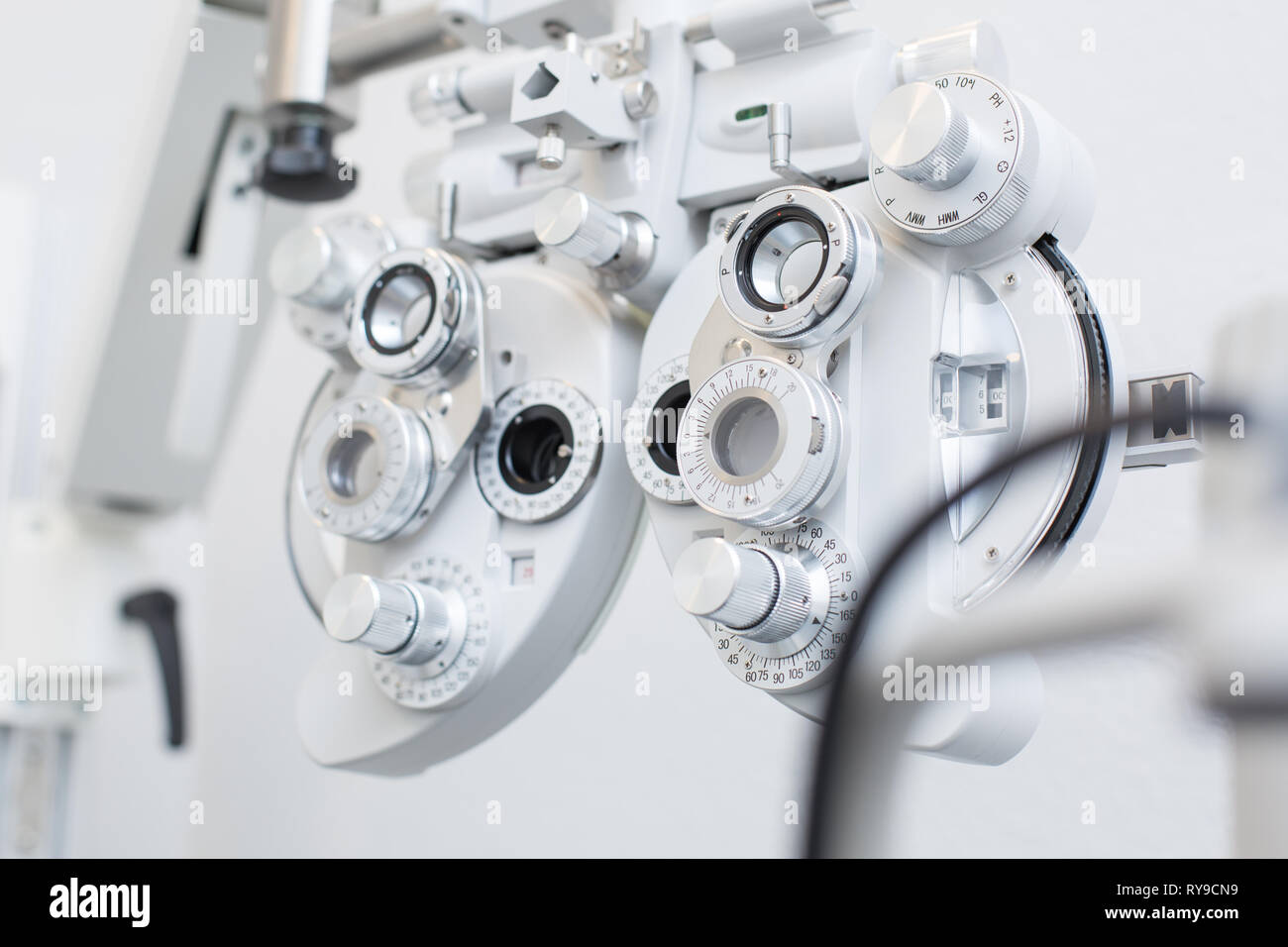 Optometry devices hi-res stock photography and images - Alamy