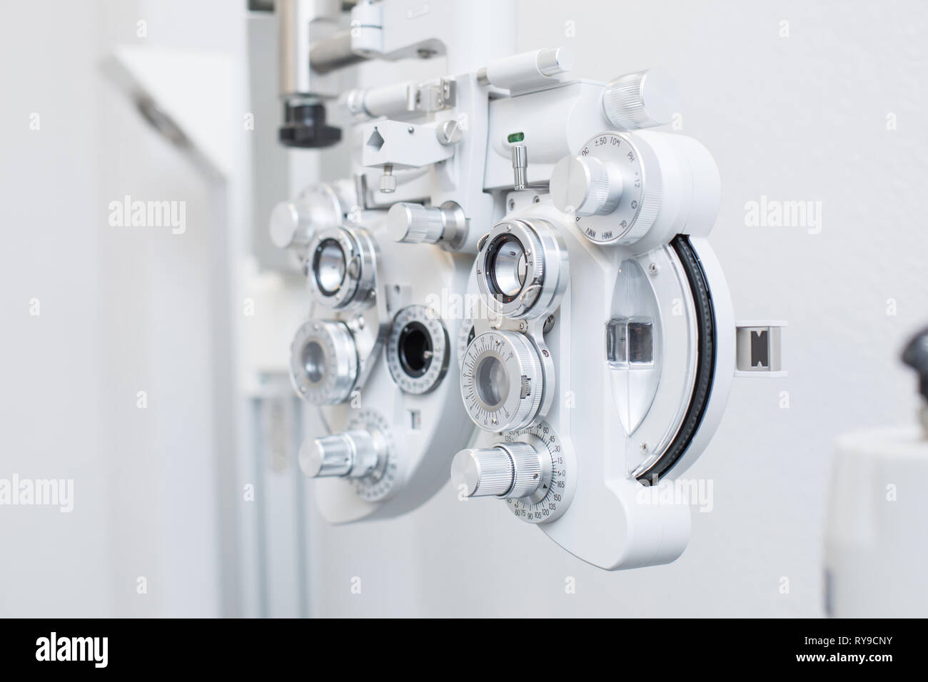 Ophthalmic Device High Resolution Stock Photography and Images - Alamy