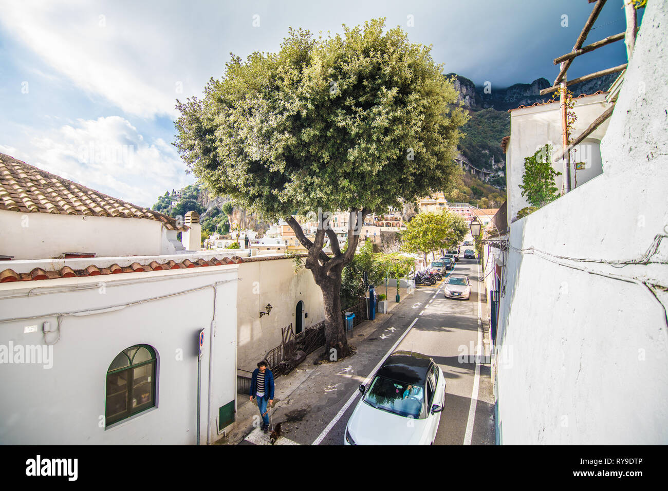 Positano, Italy - November, 2018: old cozy street in the Positano town ...