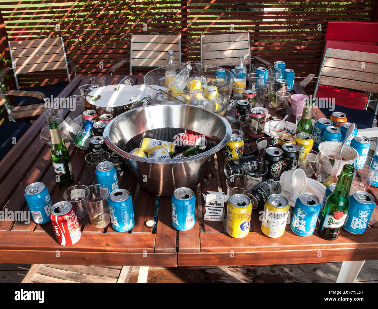 Party rests hi-res stock photography and images - Alamy