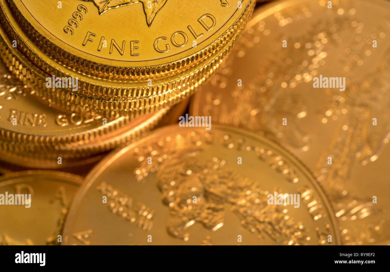 Pure gold coin hi-res stock photography and images - Alamy