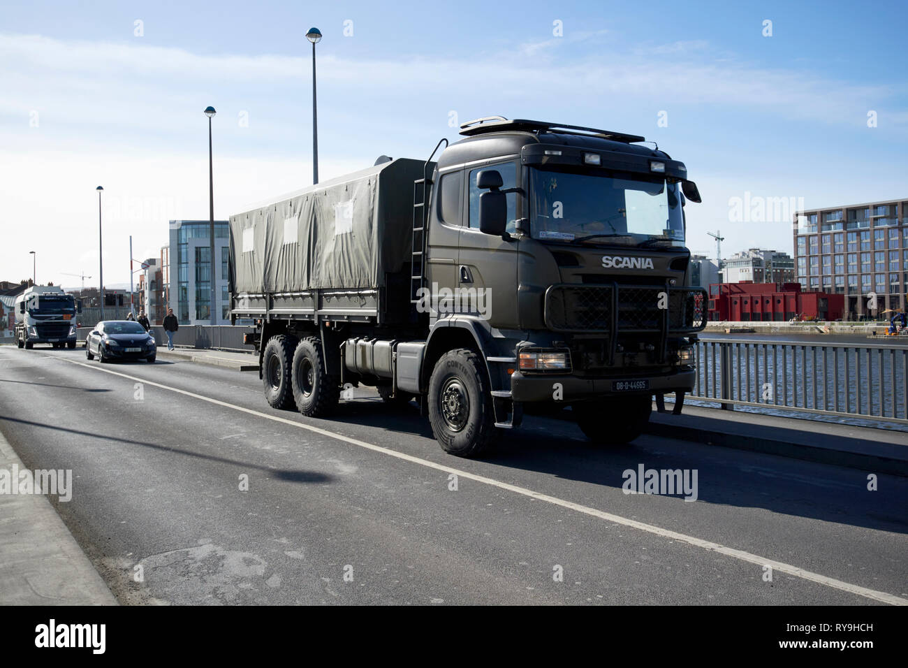 Irish Defence Forces Scania R 420 6x6 troop transport vehicle in Dublin ...