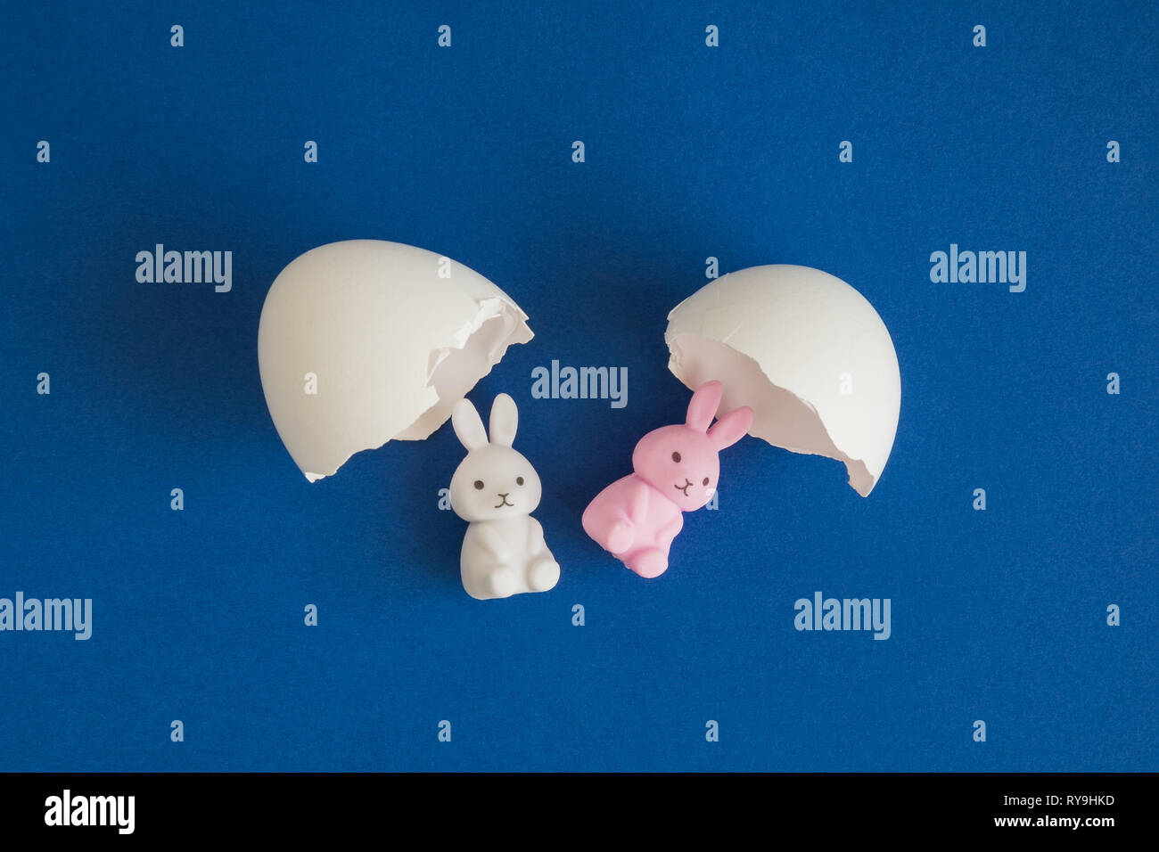 Abstract bunnies hi-res stock photography and images - Alamy