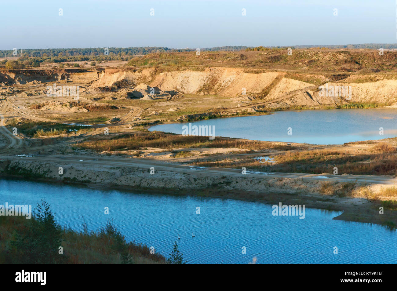 sand quarry, sand mining and quarrying Stock Photo - Alamy