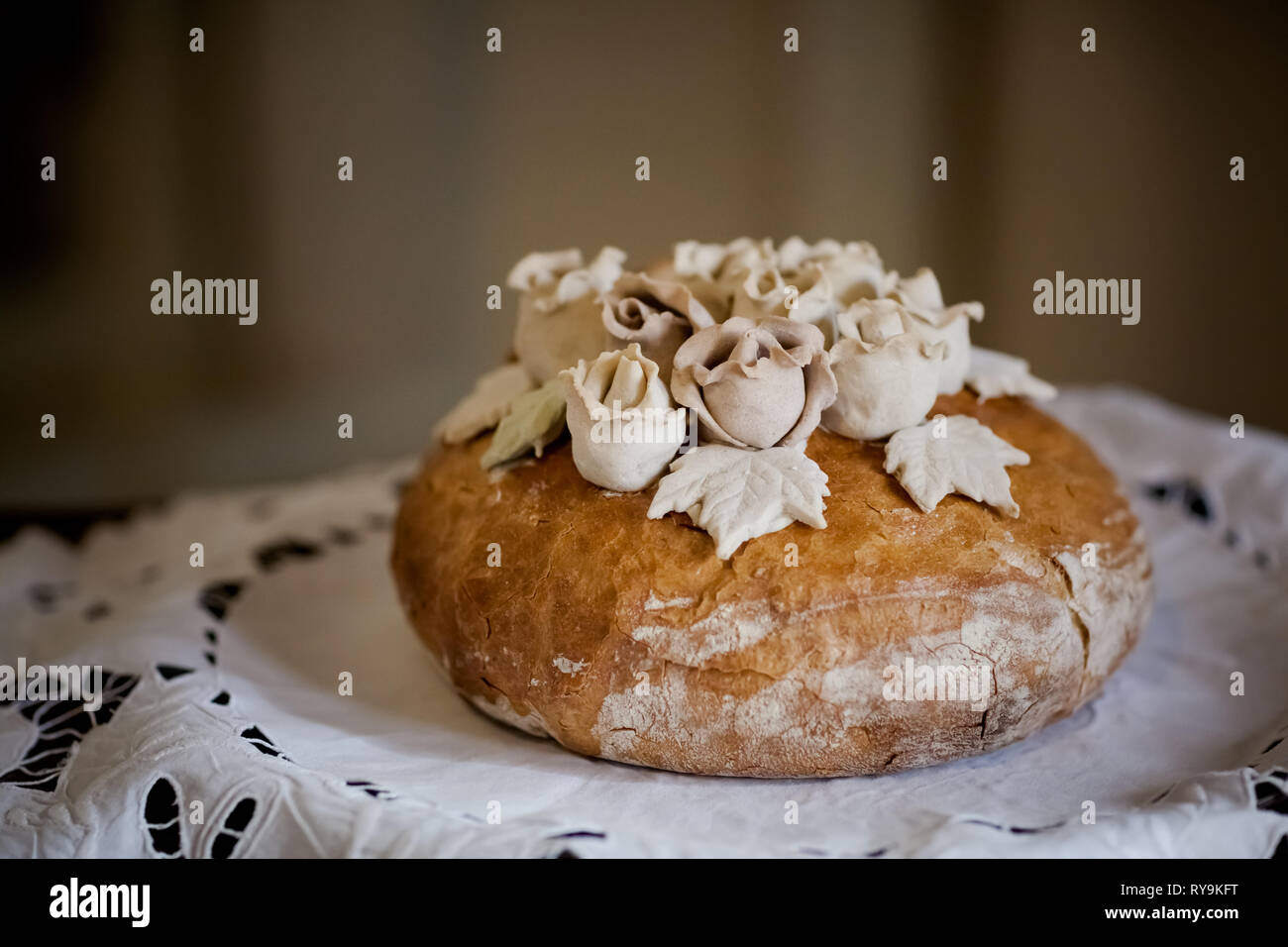 Wedding bread with salt detail - traditional polish inviting to Bride ...