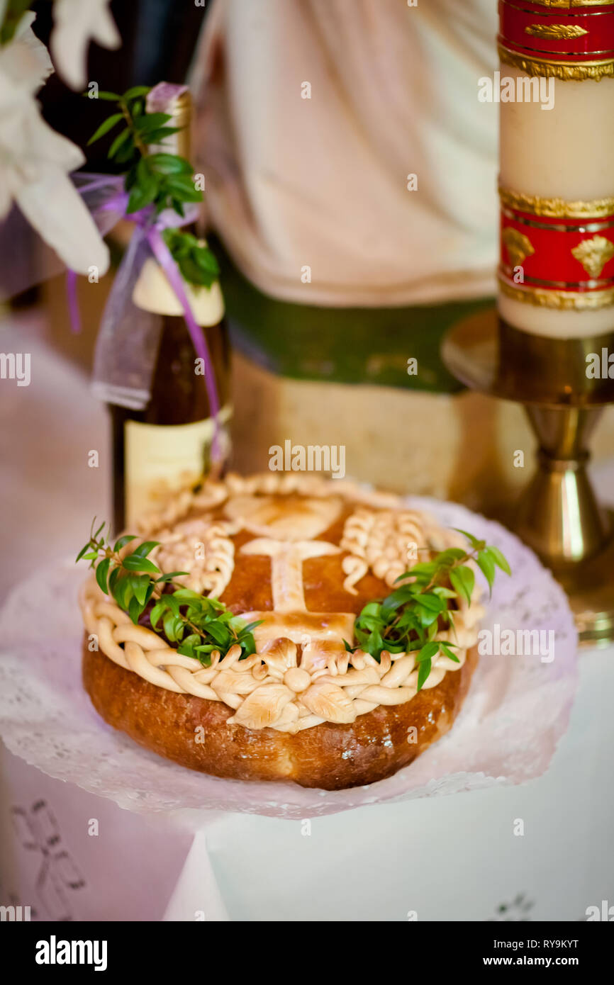 Russian Wedding Bread High Resolution Stock Photography and Images - Alamy