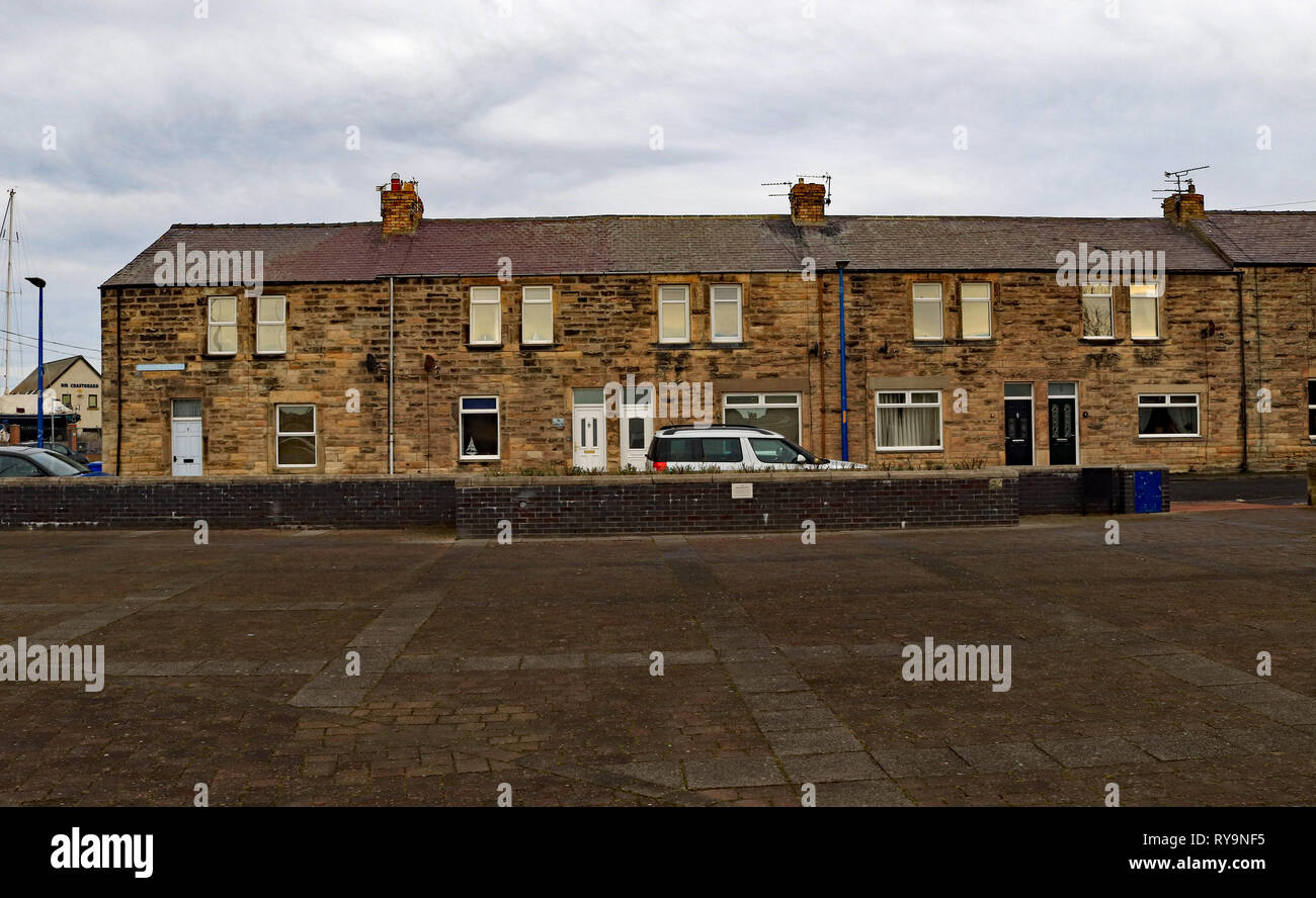 Large street in a built up area hi-res stock photography and images - Alamy