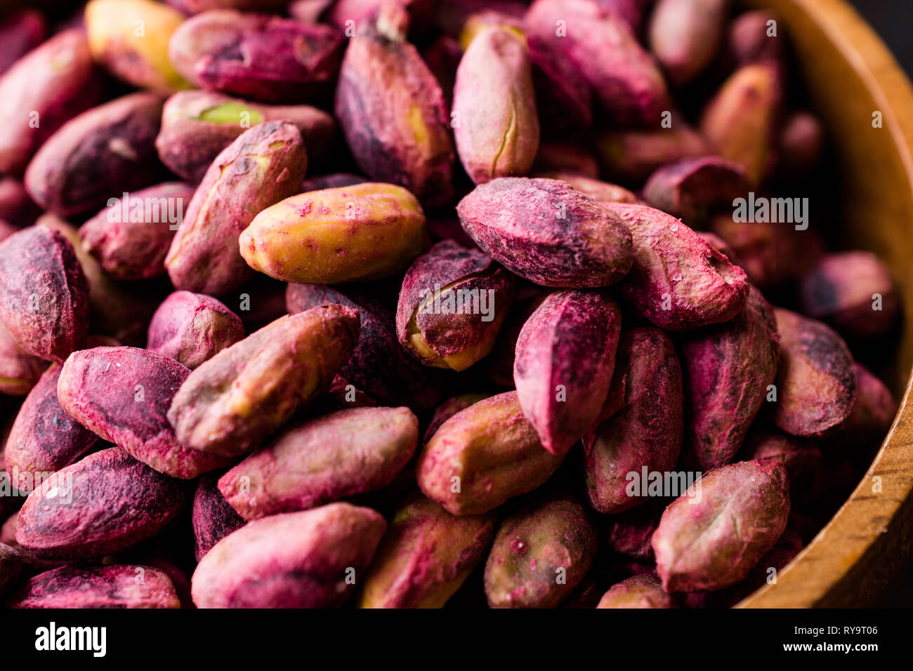 Roasted Peeled Pistachios with no / without Shell / Salted Pistachios ...