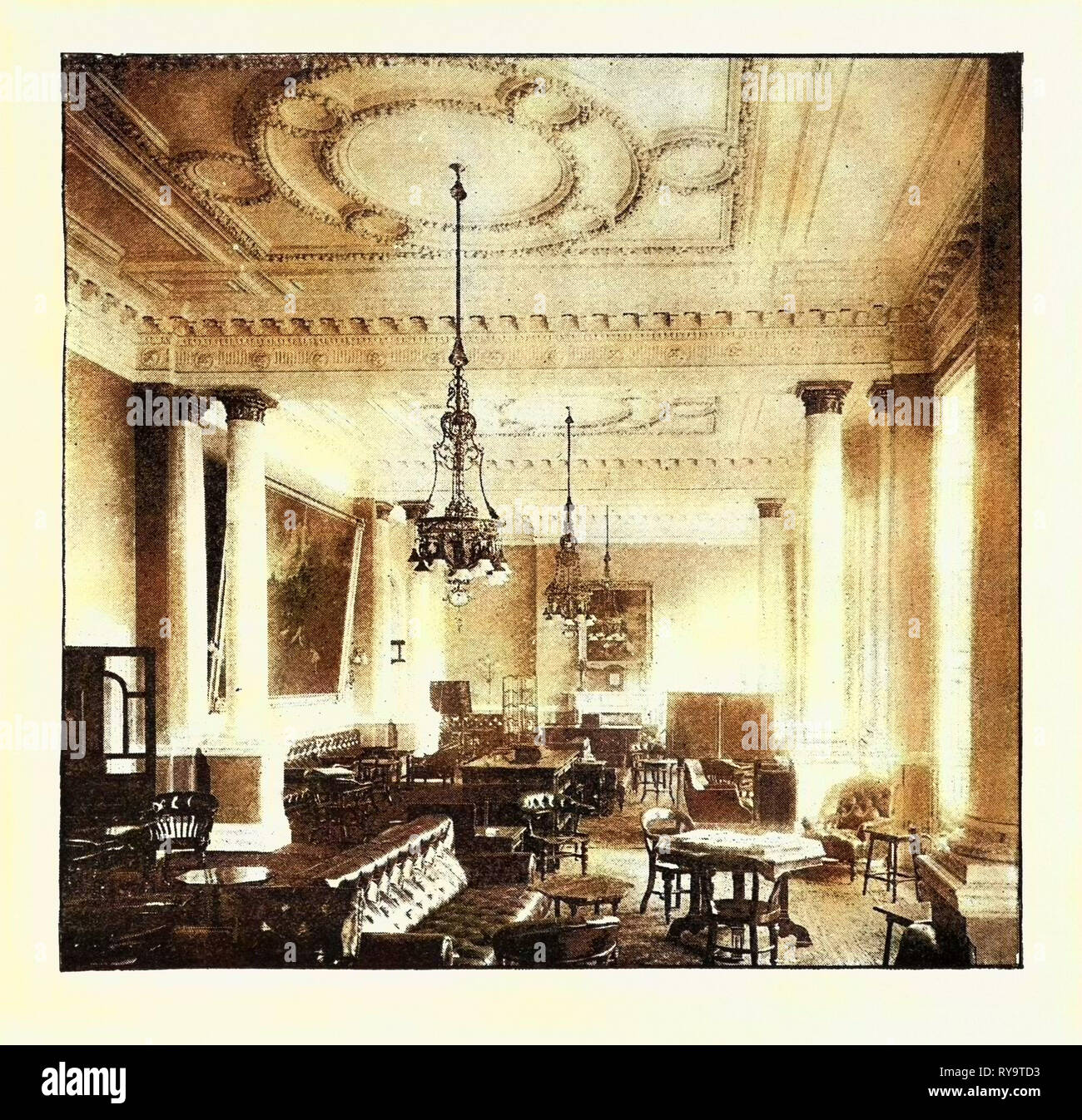 Smoking Room at the Junior Constitutional Club Stock Photo - Alamy