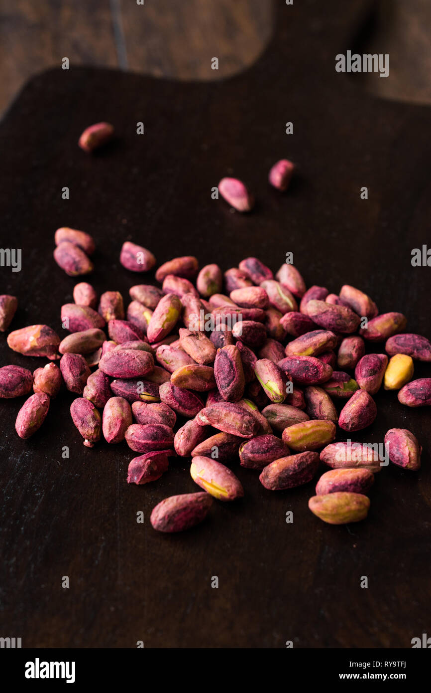 Roasted Peeled Pistachios with no / without Shell / Salted Pistachios ...