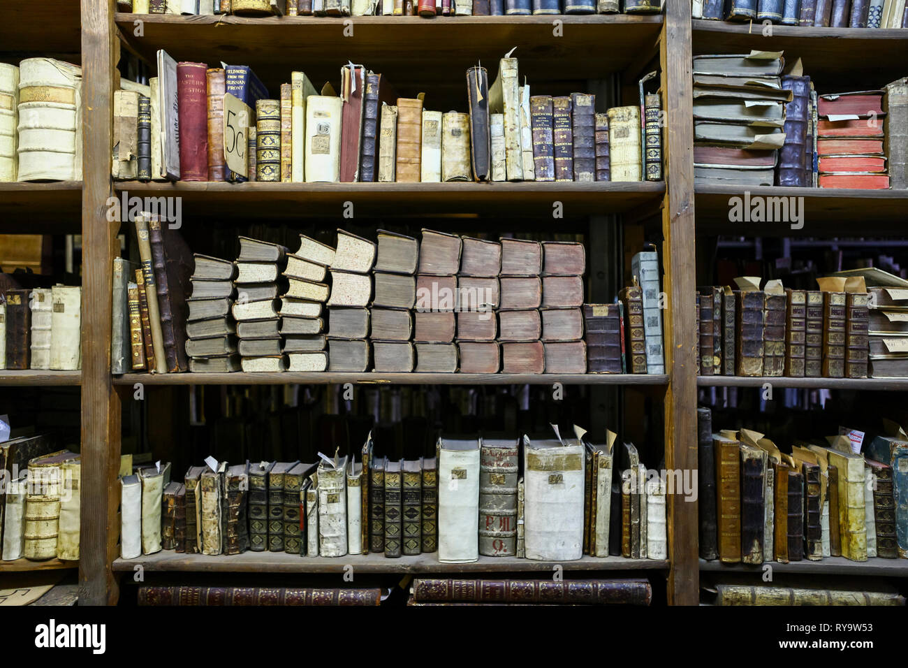 Vintage research hi-res stock photography and images - Alamy