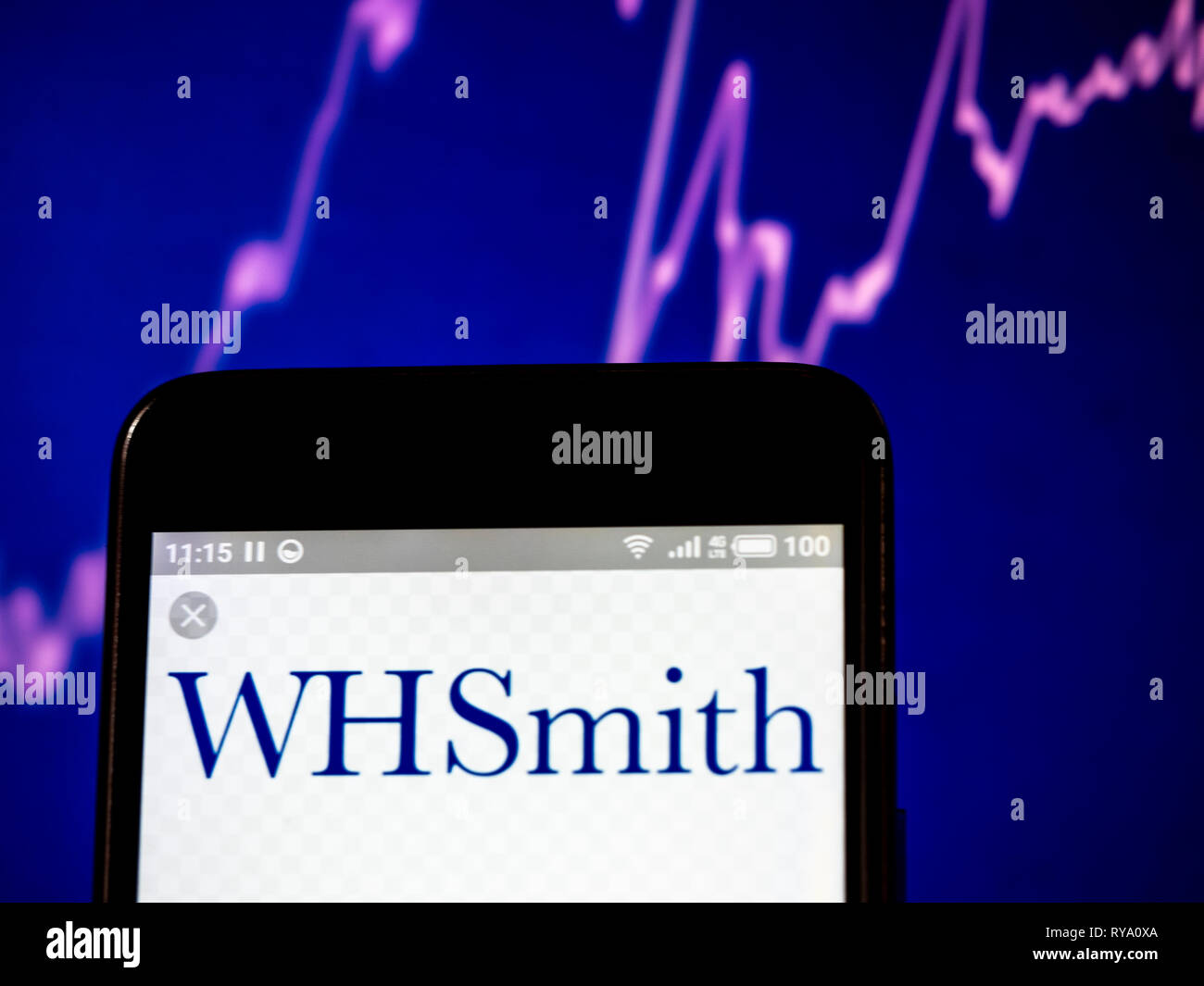 W h smith logo hi-res stock photography and images - Alamy