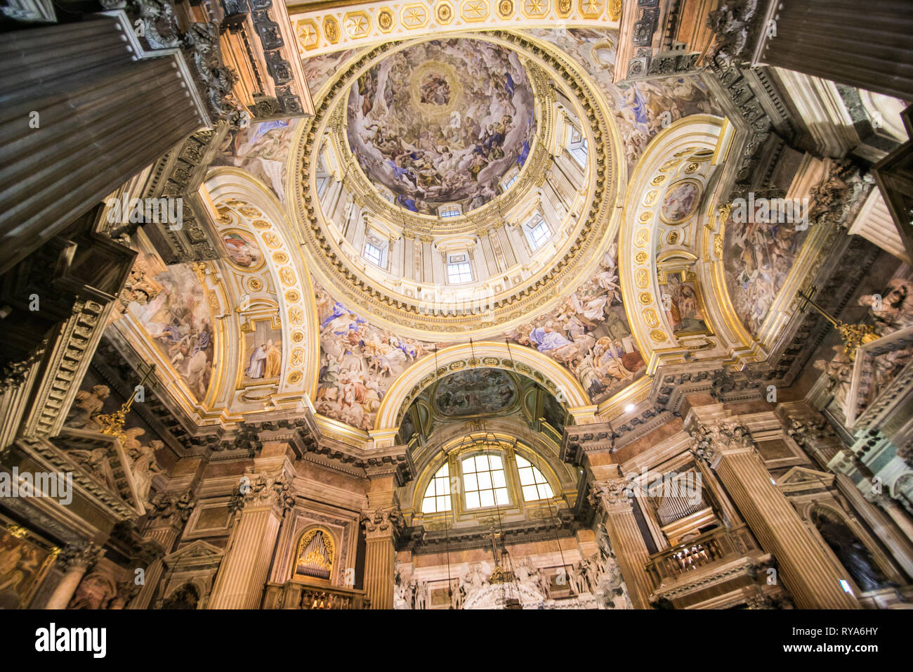 Chiesa barroco hi-res stock photography and images - Alamy