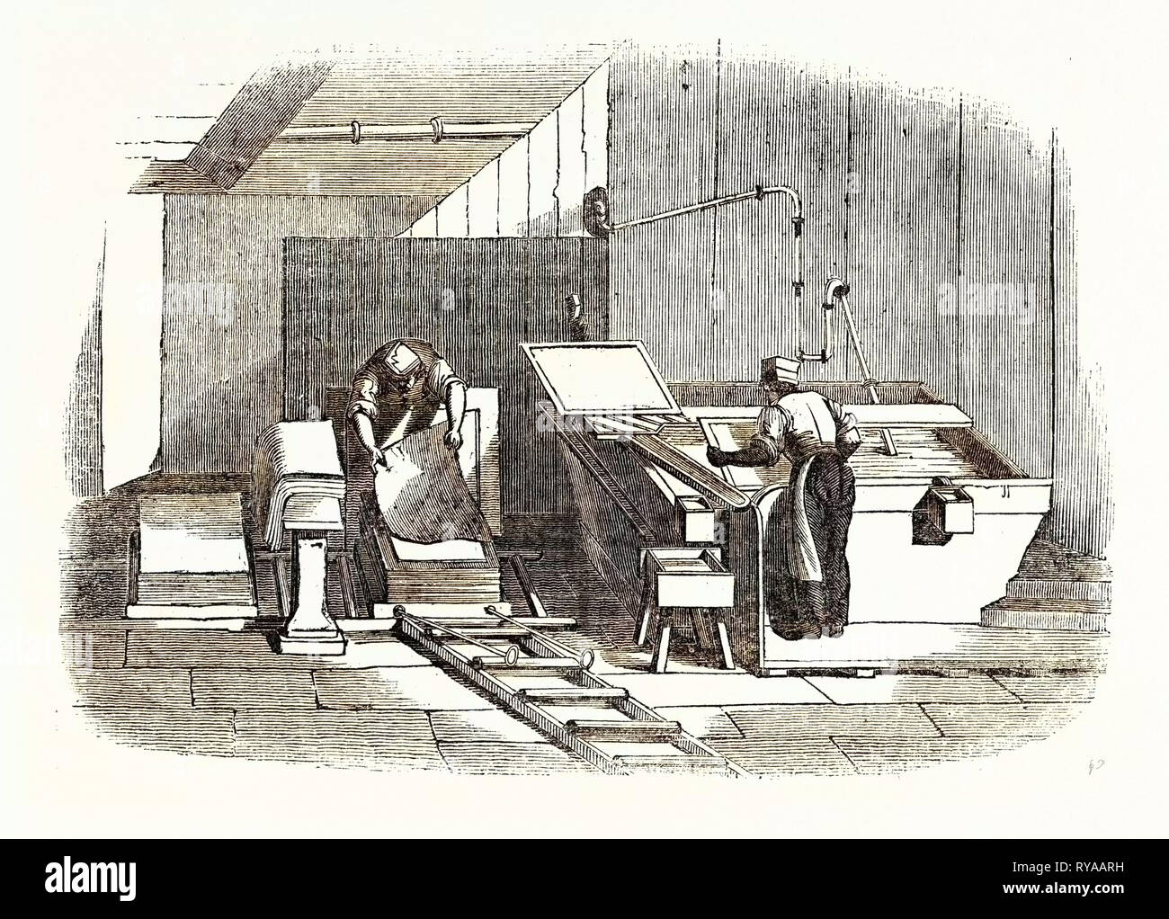 History of paper making hi-res stock photography and images - Alamy