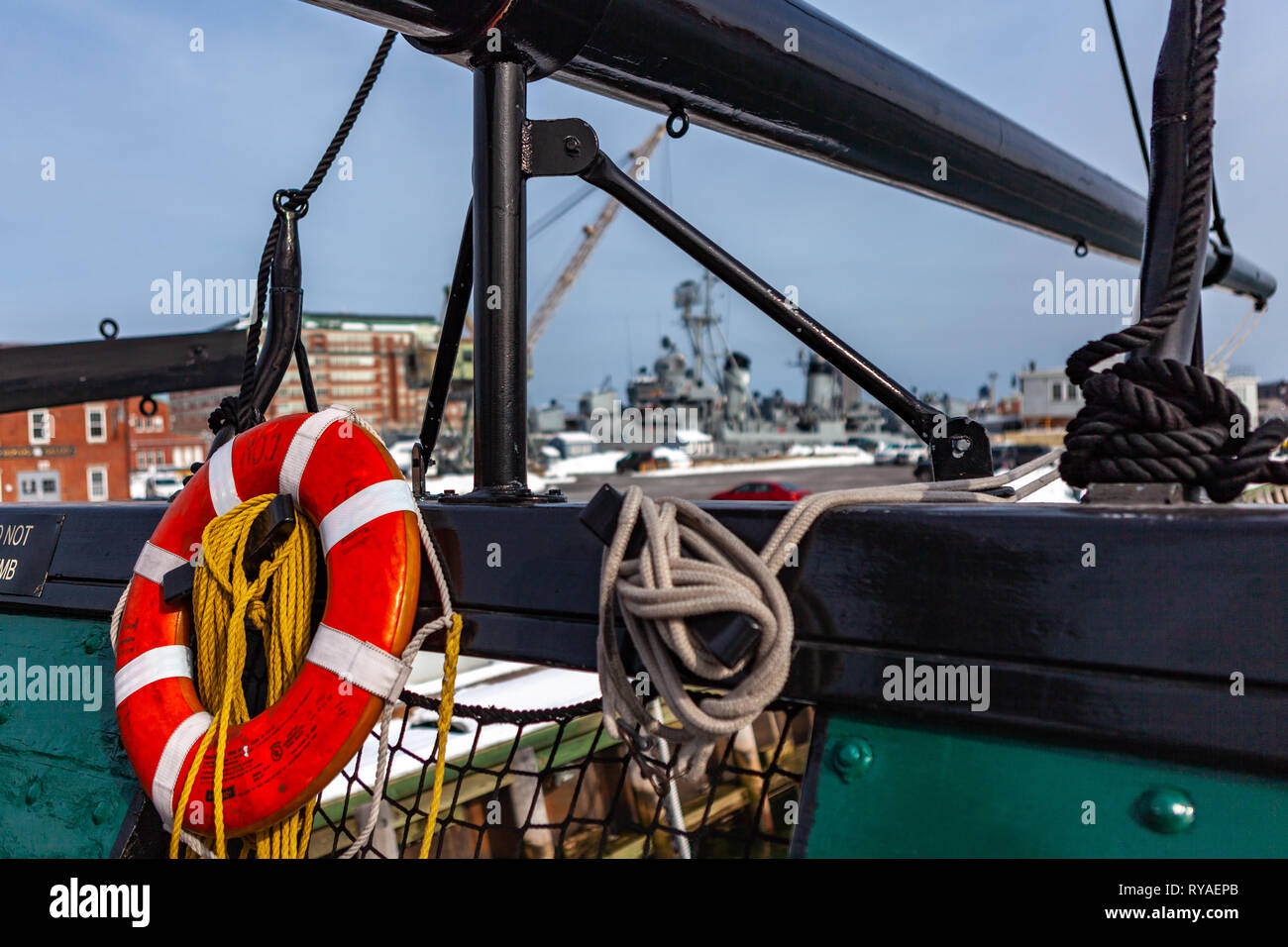 Uss constitution ship and museum hi-res stock photography and images ...