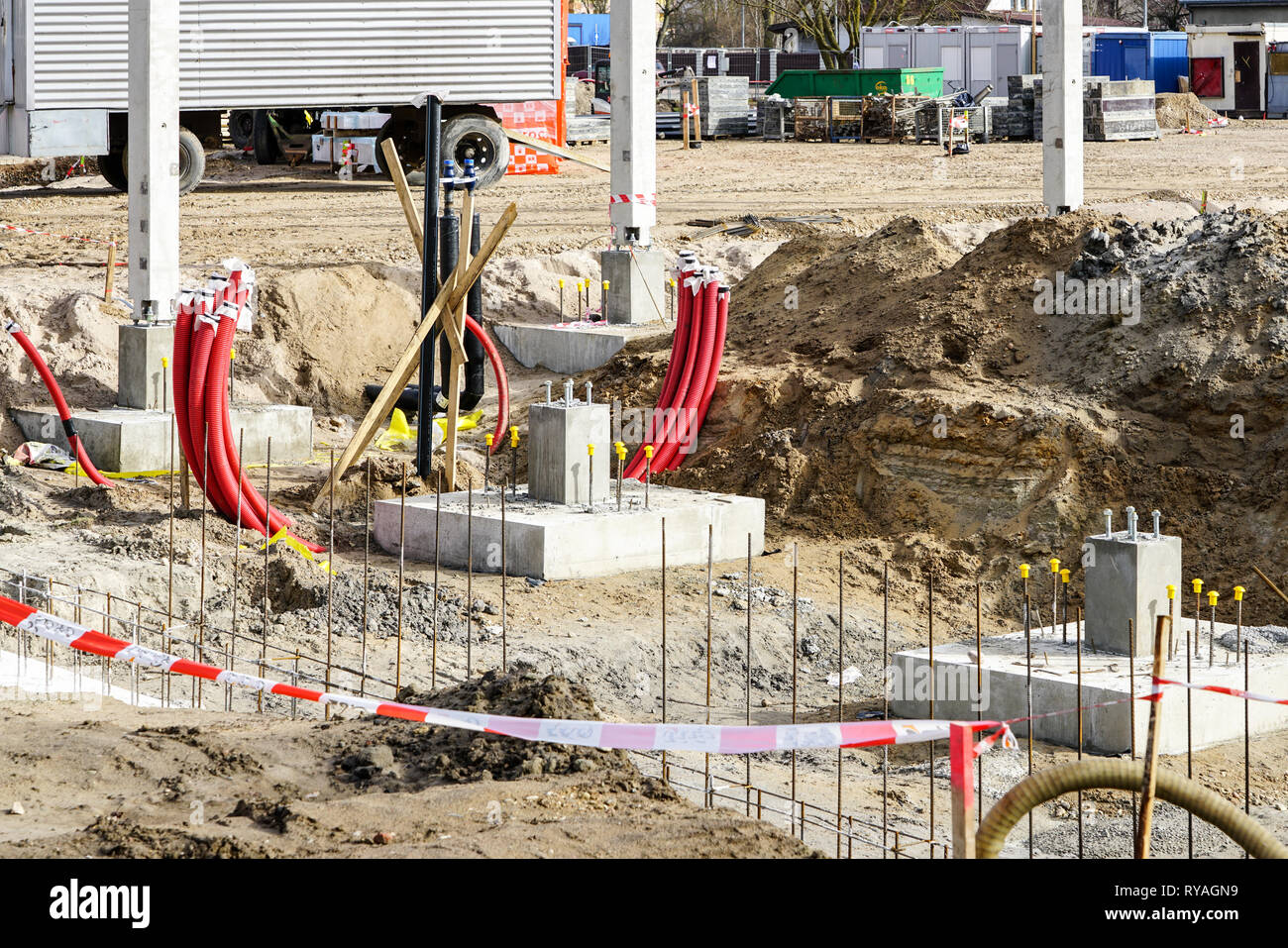 building a concrete foundation for a new shop building Stock Photo - Alamy