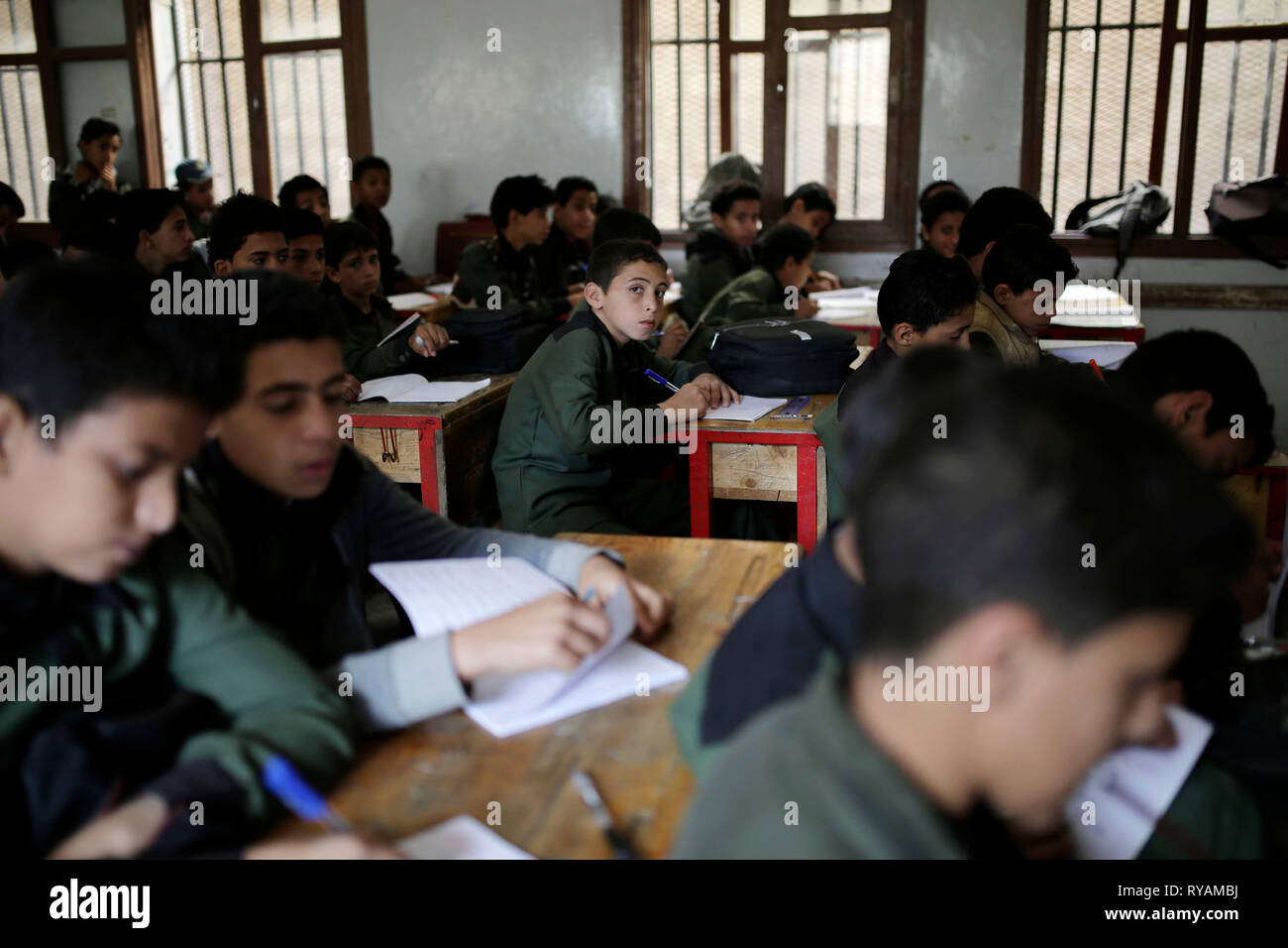 United arab emirates classroom hi-res stock photography and images - Alamy
