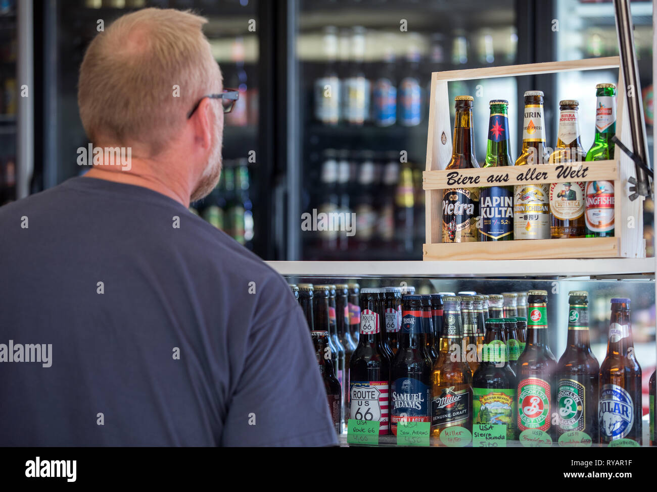 Berlin, Germany. 03rd Aug, 2018. Visitors at the 22nd International ...