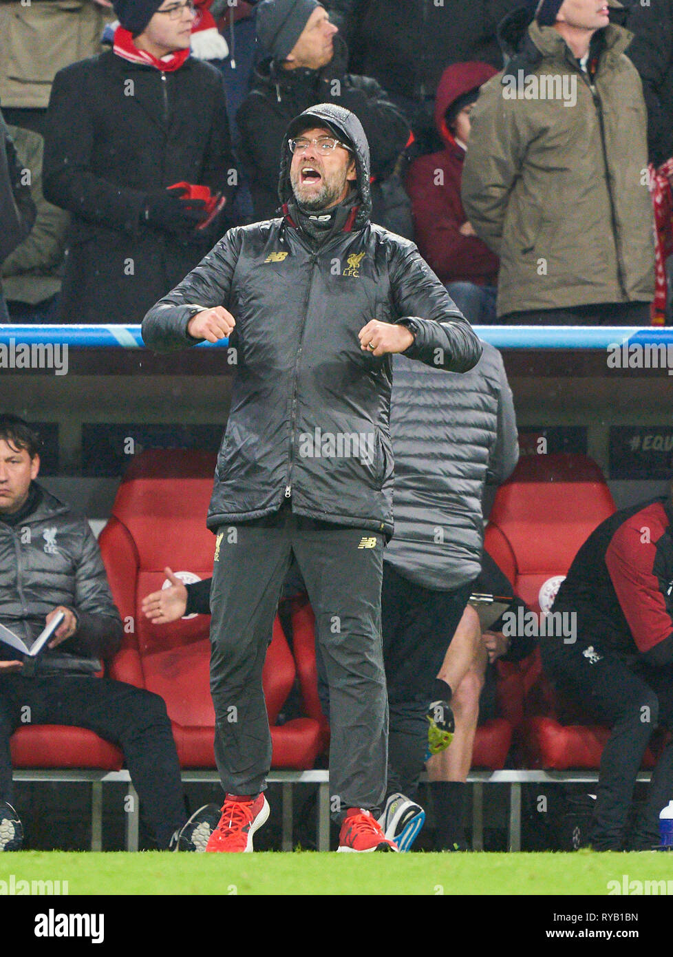 Klopp liverpool celebration hi-res stock photography and images - Alamy