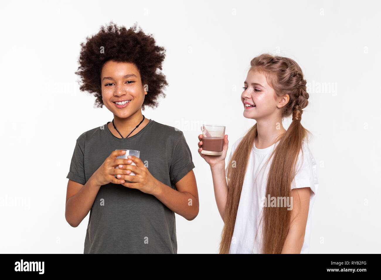 Two people having conversation hi-res stock photography and images - Alamy