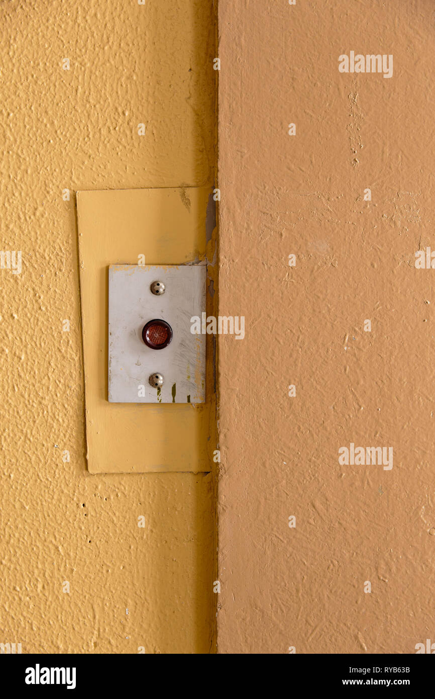 Lift hall call hi-res stock photography and images - Alamy