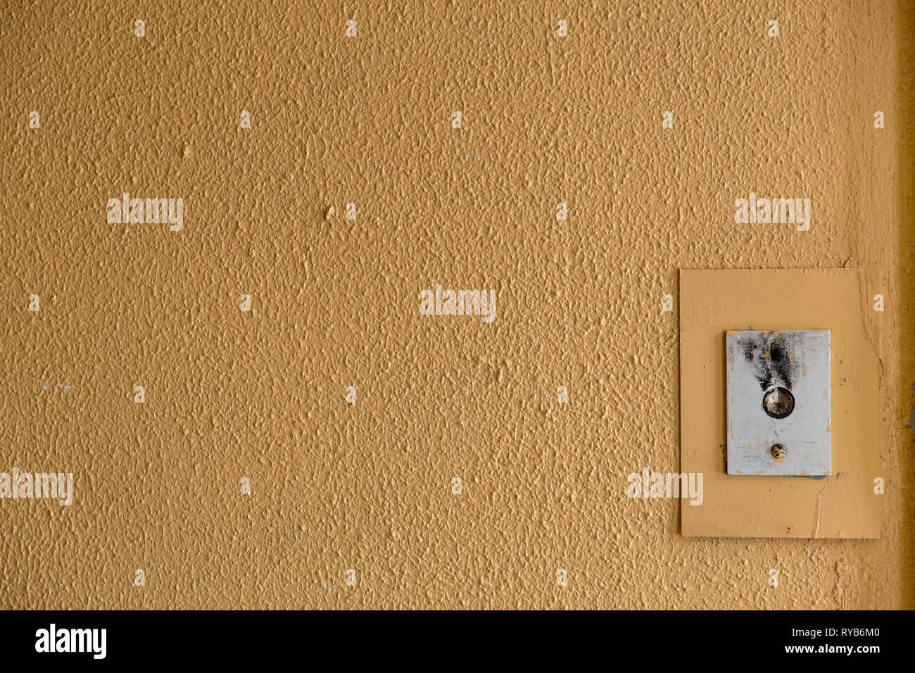 Lift hall call hi-res stock photography and images - Alamy