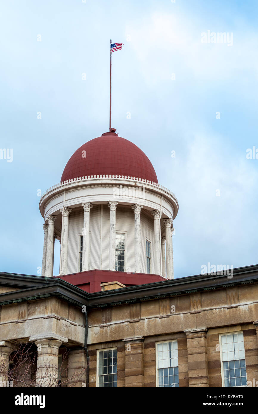 Illinois capitol rotunda dome hi-res stock photography and images - Alamy
